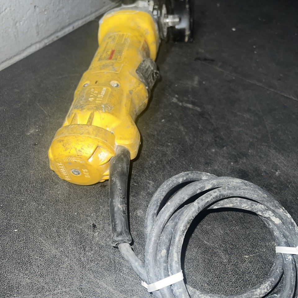 DEWALT DWE402 4-1/2” Paddle Switch. Small Angle Grinder 11000 RPM ## | eBay