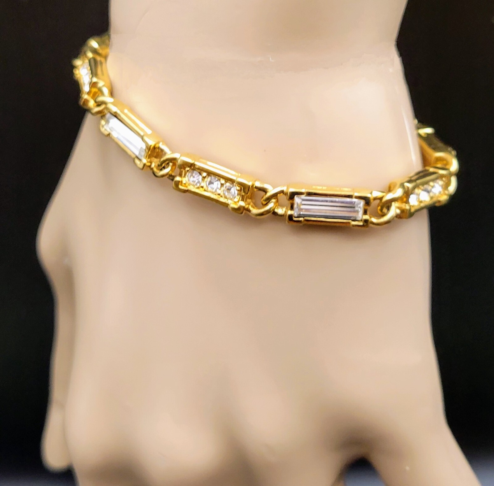 VINTAGE SWAROVSKI BAGUETTE BRACELET Clear Crystals GO… - Gem