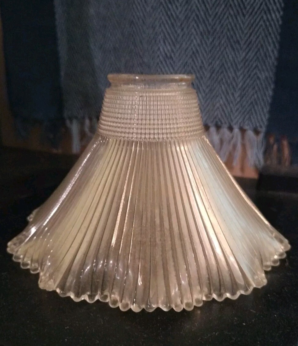 VINTAGE Holophane Glass Ribbed Ruffled Shade 3.5" Tall 1.5" fitter | eBay