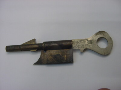 KEIL SELF LOCKING KEYHOLE LOCK WITH KEY NEW YORK | eBay