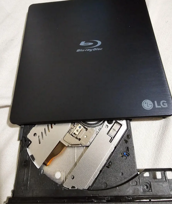 LG - 8x External USB 2.0 Blu-ray Disc Double-Layer DVD±RW/CD-RW Disc ...