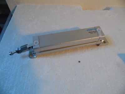 Festo 536218 Kompaktzylinder ADN-16-100-I-P-A unbenutzt Neuwertig | eBay.de