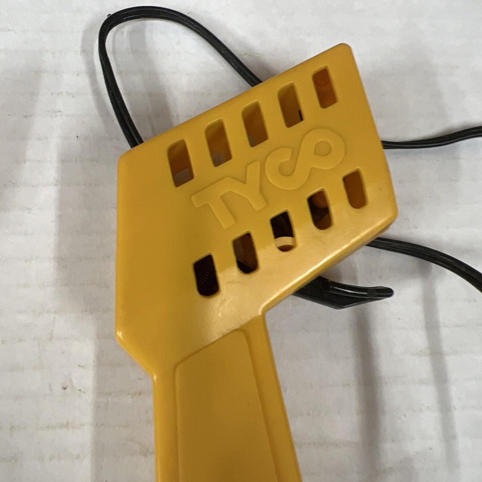 Tyco 2 HO Slot Car Controllers Speed Trigger Gun Electric Yellow | eBay