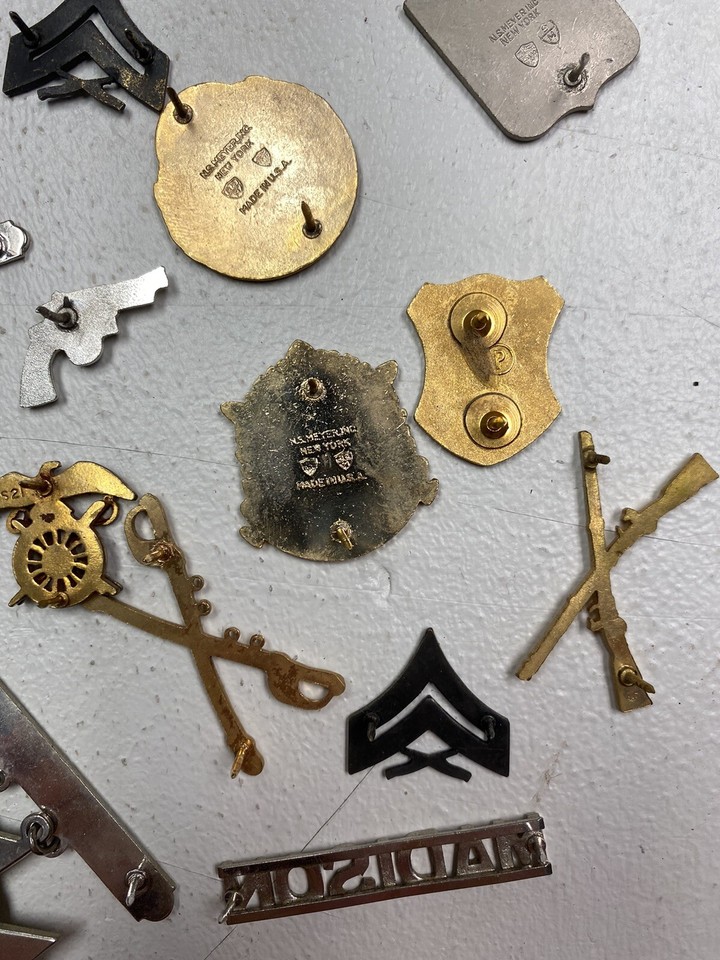 Lot of Vintage 26 US Military Pins Pinback | eBay