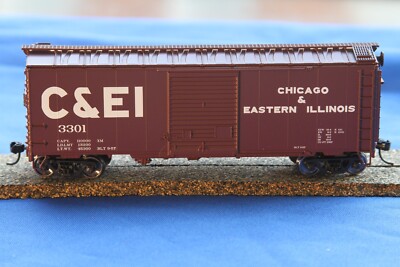 Walthers Mainline HO C&EI 40' ACF Welded 8 FT Door Boxcar #3301 | eBay