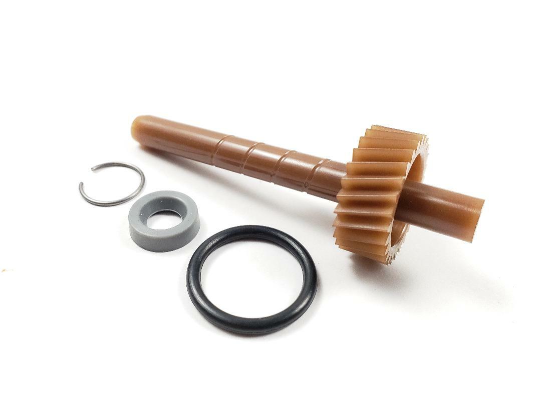 2004R Transmission 26 Tooth Speedometer Gear with O-Ring, Seal & C-Clip ...