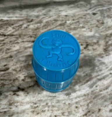 Vintage 1983 Lakeside Barrel Of Monkeys Blue Barrel 9 Red Monkeys | eBay