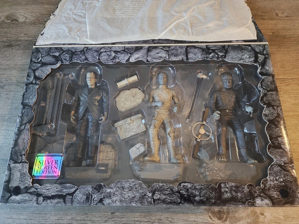 RARE Neca Universal Studios MONSTERS Action Figures The Silver Screen ...