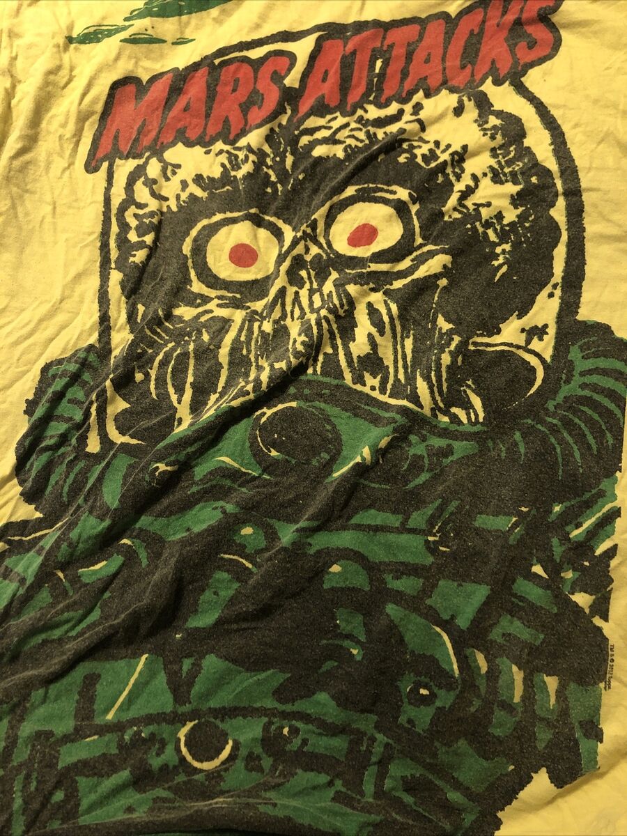 Vintage MARS ATTACKS Movie 2XL Pacific TEE SHIRT Yellow Vintage MARS ATTACKS Movie 2XL Pacific TEE SHIRT Yellow