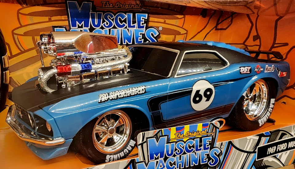 Muscle Machines 1969 Ford Mustang Boss 302 1:18 Scale RC | eBay