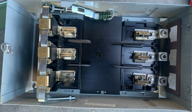 ITE Siemens V7F3604 200 Amp 600v Fusible Panelboard Switch for sale ...