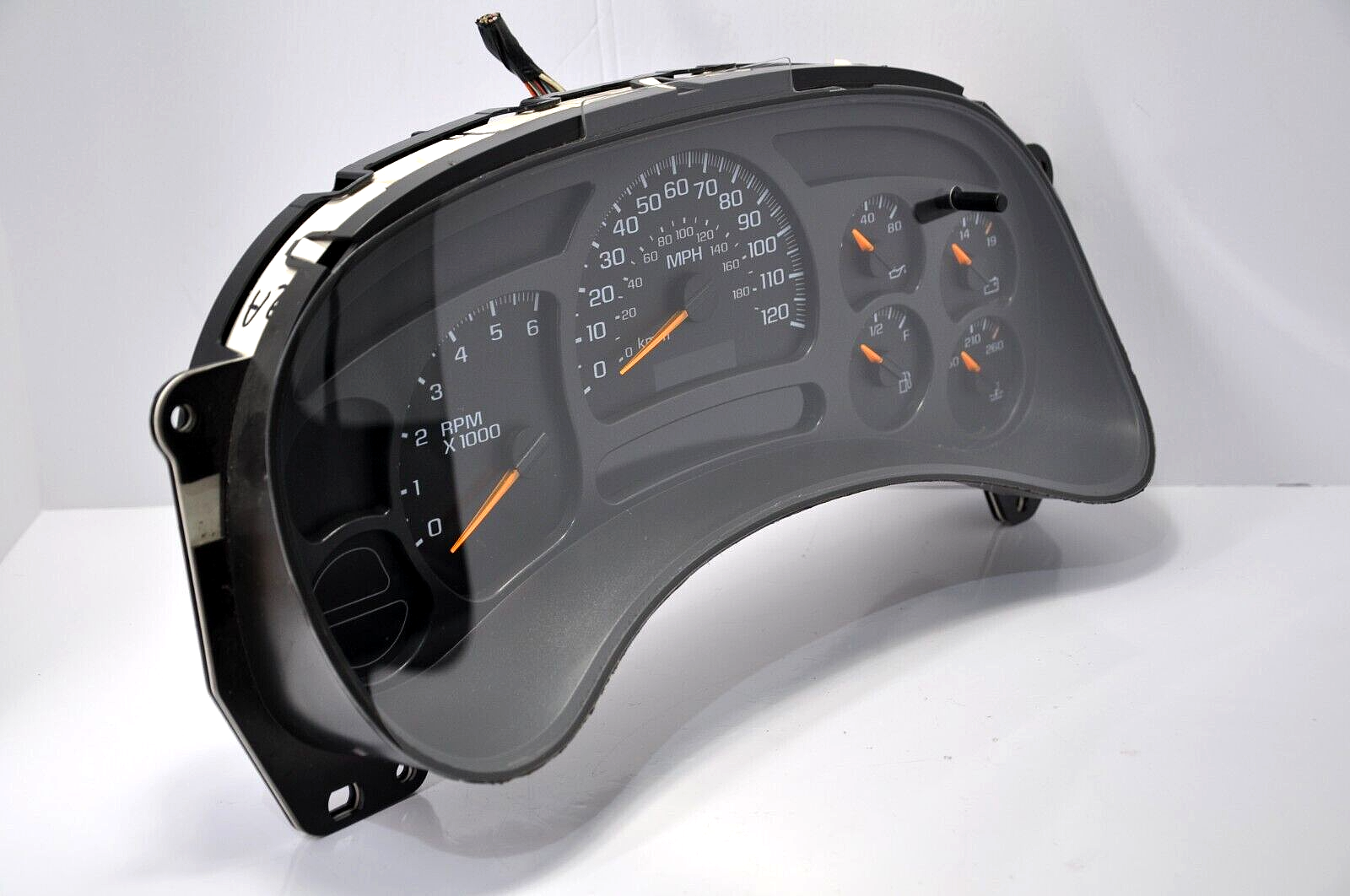 🚘 03-06 Chevy Avalanche Tahoe Yukon Silverado Sierra Speedometer ...