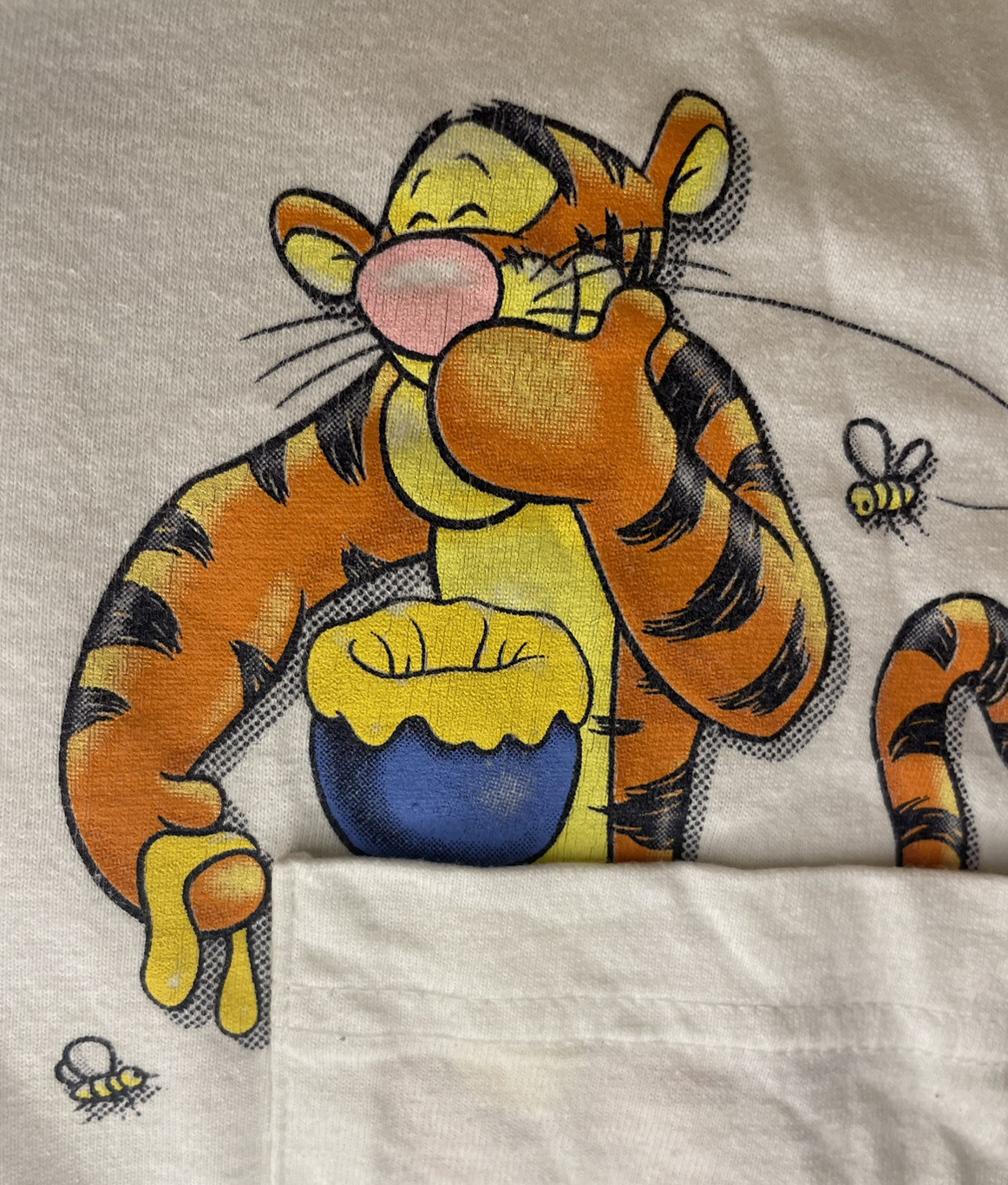 VTG 90s Winnie The Pooh & Tigger Honey Bee Oops Graph… - Gem