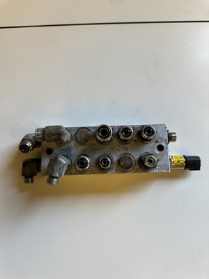 JCB MANIFOLD BLOCK 903/21161 | eBay