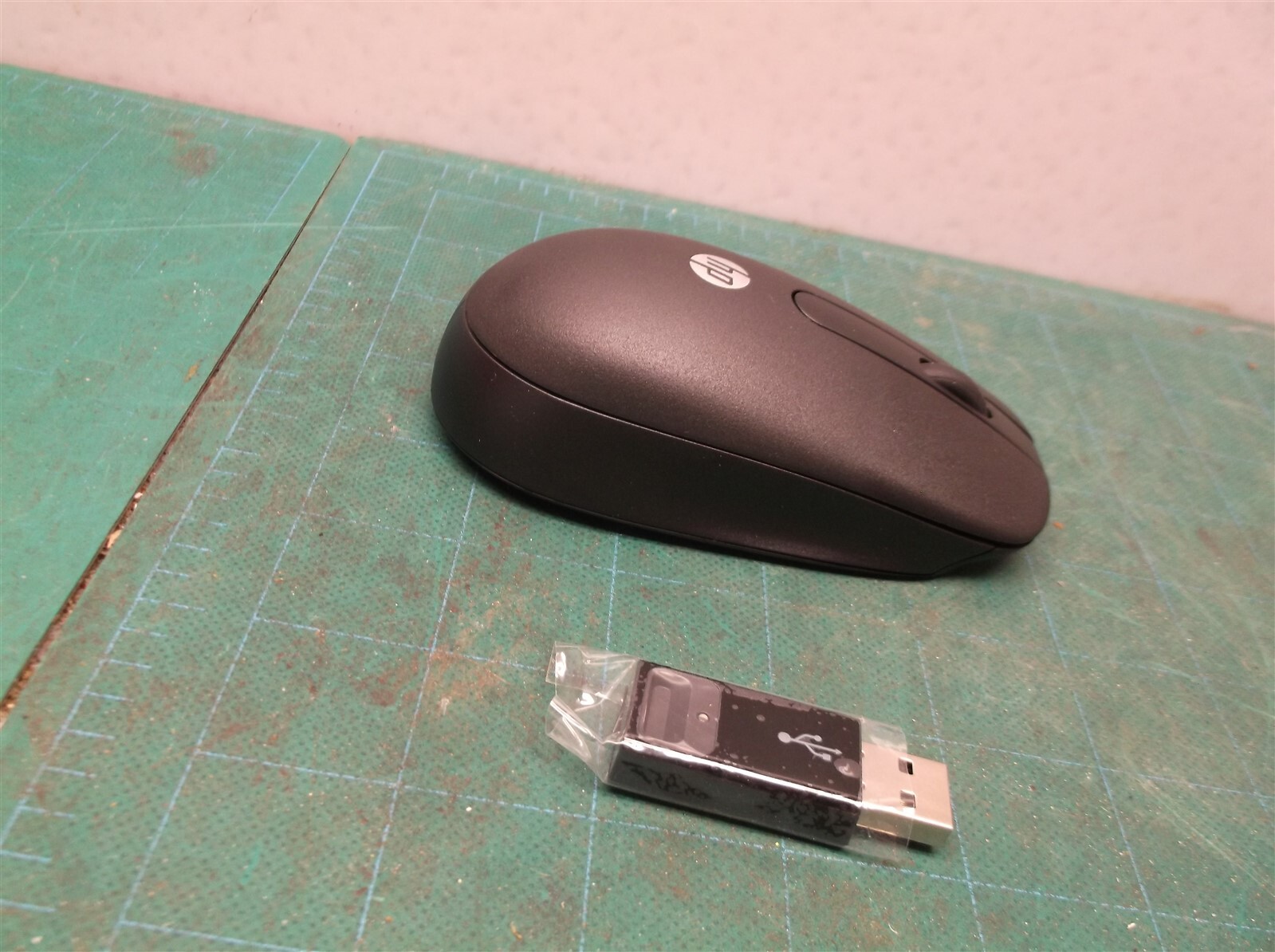 Original HP Elite Wireless USB Mouse & Receiver 2.40GHz - 672653-001 | eBay