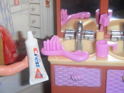 Barbie Crest Toothpaste Brush Lot D fits Fisher Price Loving Family ...