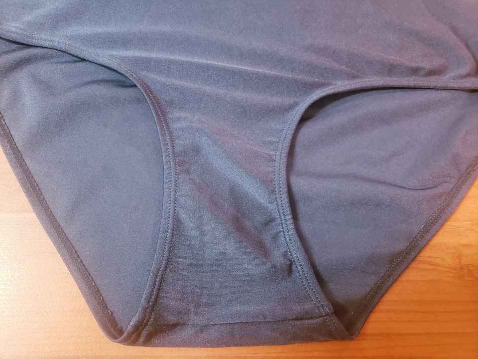 KIM KARDASHIAN KOLLECTION LARGE ONE PIECE BATHING SUIT SHELL SWIM NAVY ...