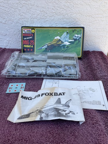 1/72 Hasegawa Russia's Top Secret MIG-25 Foxbat-A Plastic Aircraft ...