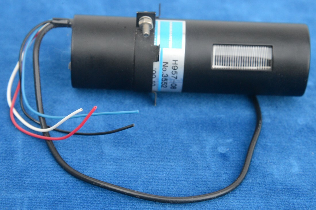 Hamamatsu R928 Photomultiplier Tube for sale online | eBay