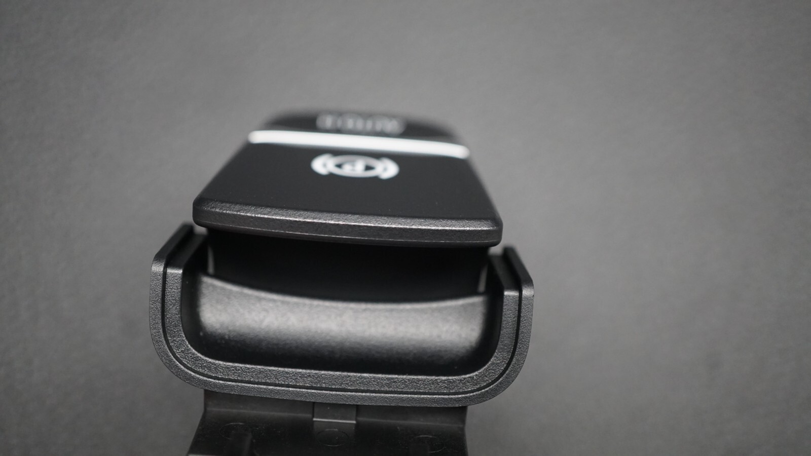 OEM BMW G30 G31 G32 F90 M5 PARKING BREAK SWITCH AUTO HOLD 6842027 / ...