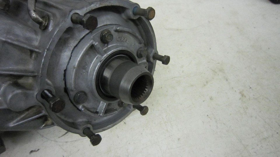 CHEVY NP241C TRANSFER CASE PASSENGER SIDE DROP 27 SPLINE 73-87 CHEVY ...