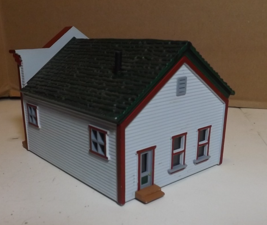 HO Scale General Store With Interior - Used, Assembled- Really Nice ...