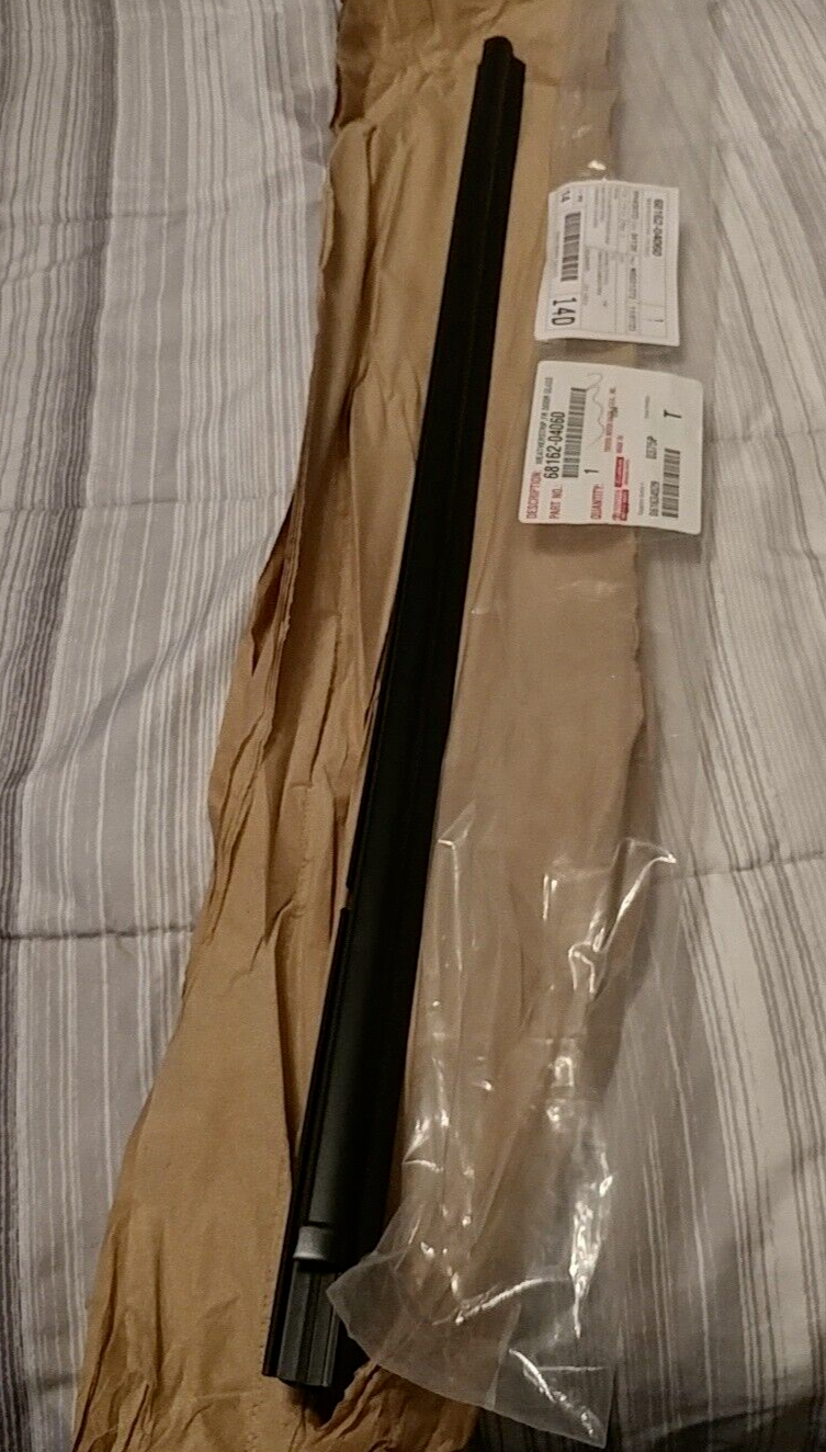 Genuine OEM Toyota Front Left Door Weather Strip Belt Molding 68162 ...