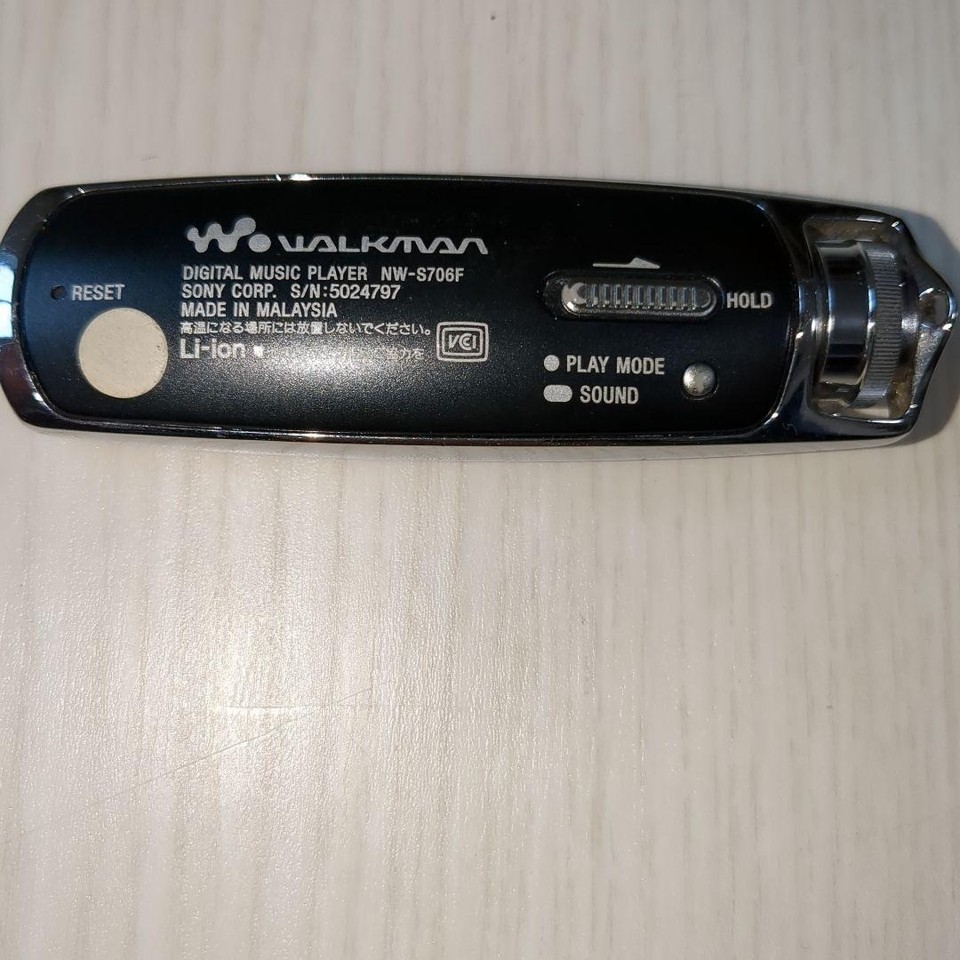 Sony NW-S706F Walkman Digital Music Player Black 4 GB MP3 Audio USB 2.0 ...