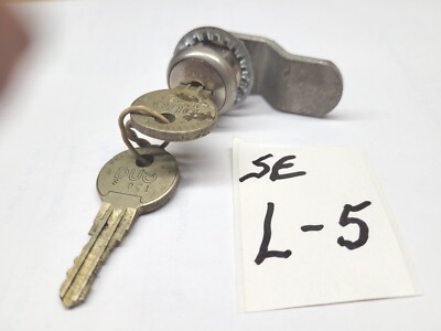 SEEBURG LOCK WITH 2 KEYS DUO COMPLETE WITH LATCH PRE-OWNED | eBay