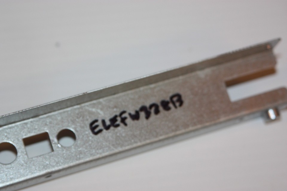 Internal Metal Wall Mount Bracket AV In--Element 32" LED Television ...