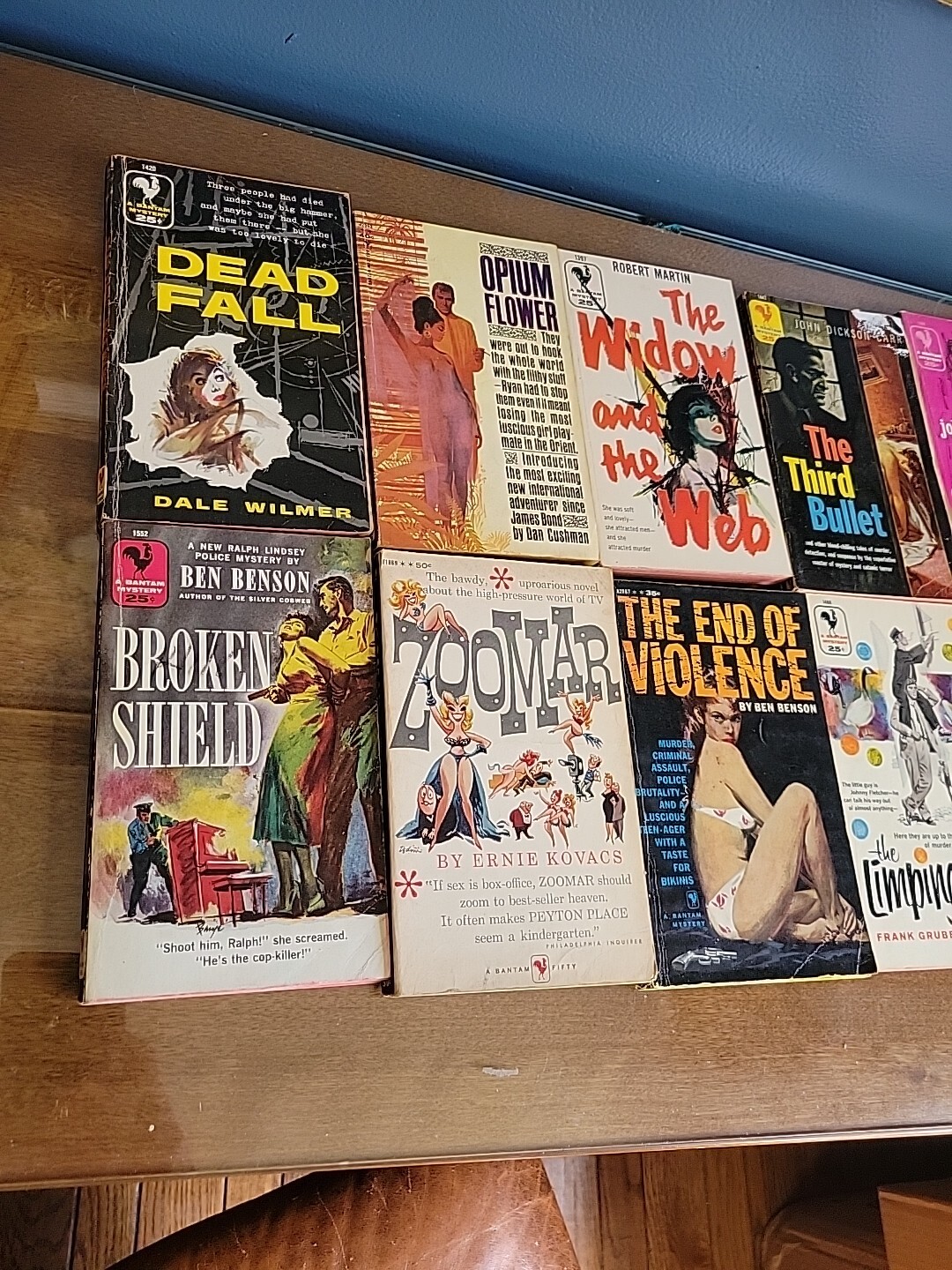 Vintage Romance Sleaze Paperback Books Lot of 32 Pocketbooks Paperback ...