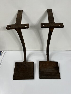 Primitives - Cast Iron Buggy