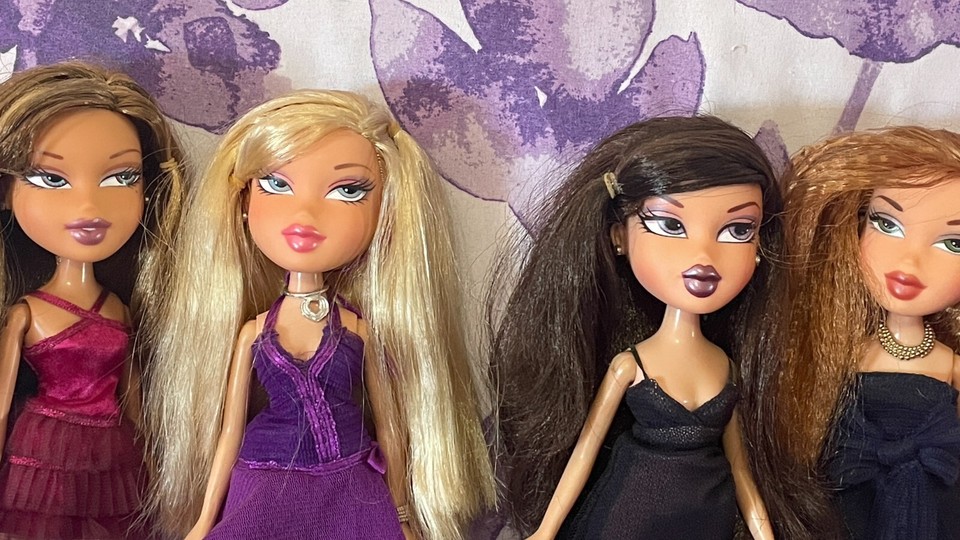 Bratz Head Gamez MGA Dolls complete SET of 4 Cloe Yasmin Jade and Megan ...