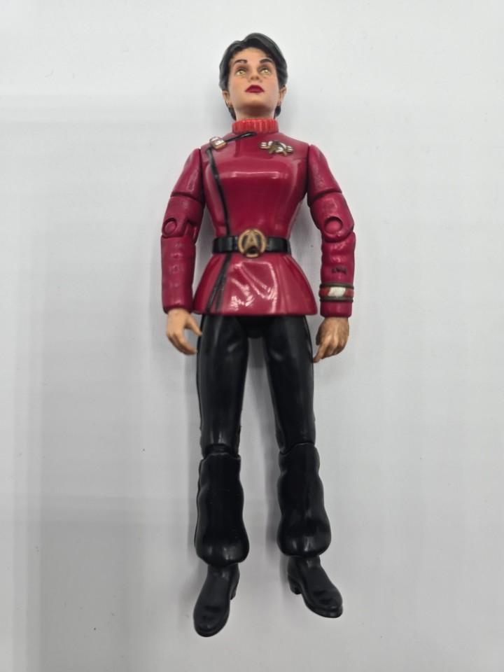 Star Trek Classic Movie Series LT. SAAVIK Vulcan Action Figure ...