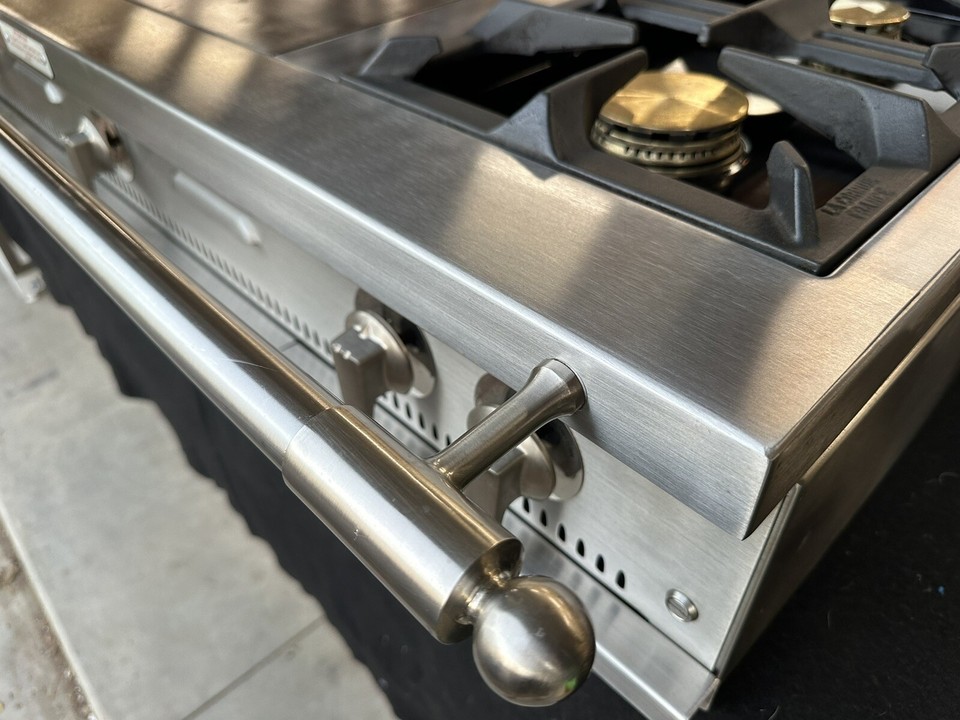 48” La Cornue 120 Chateau Range Top In Stainless Steel 4 Brass Burners ...