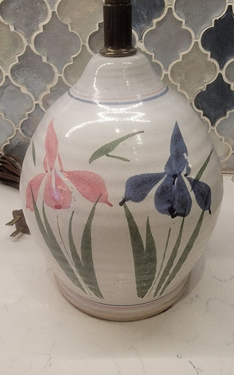 Vintage Glazed Pottery lilly iris flowers TABLE LAMP MCM Vintage Glazed Pottery lilly iris flowers TABLE LAMP MCM