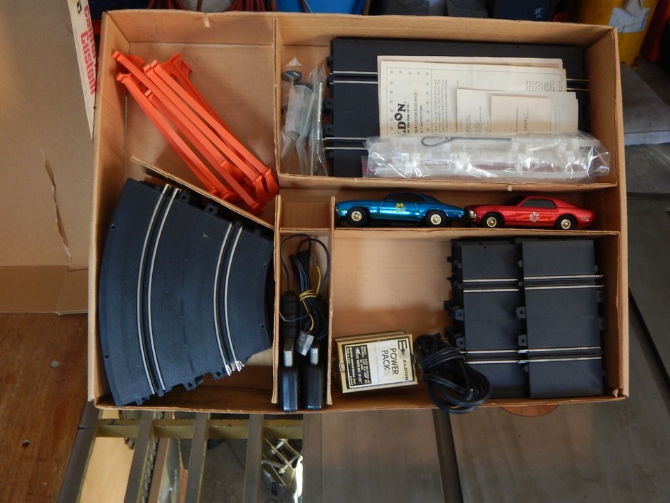 Vintage Eldon 1/32 Slot Car Set Road Race California Custom, Camaro ...