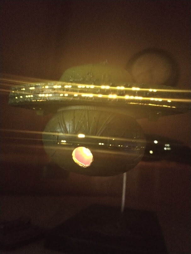 STAR TREK enterprise 1 Klingon battle cruiser prop*Lights and Remote 1/ ...