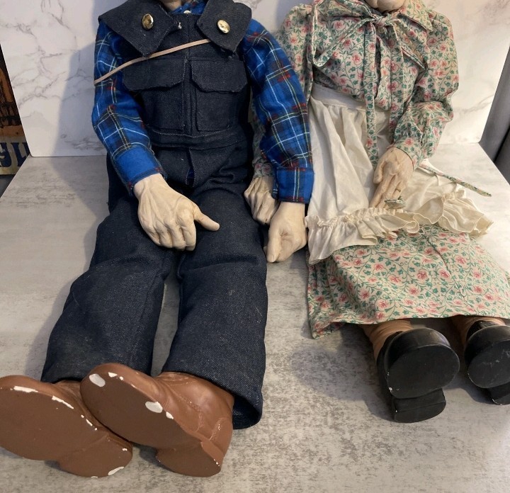 1989 William Wallace Jr. 24” Grandma & Grandpa Porcelain Dolls W ...