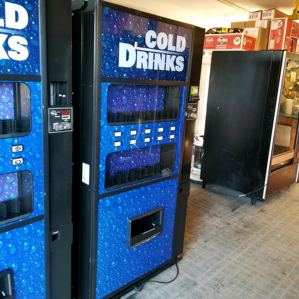 ROYAL VENDORS 376, 552, 650, 282 SODA VENDING MACHINE COIN CHUTE / Free ...