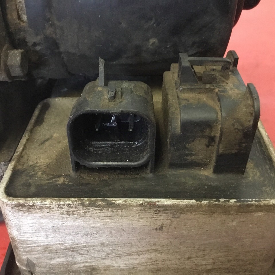 1996-1999 Chevy GMC K1500 C1500 c2500 k2500 tahoe ABS BRAKE MODULE PUMP ...