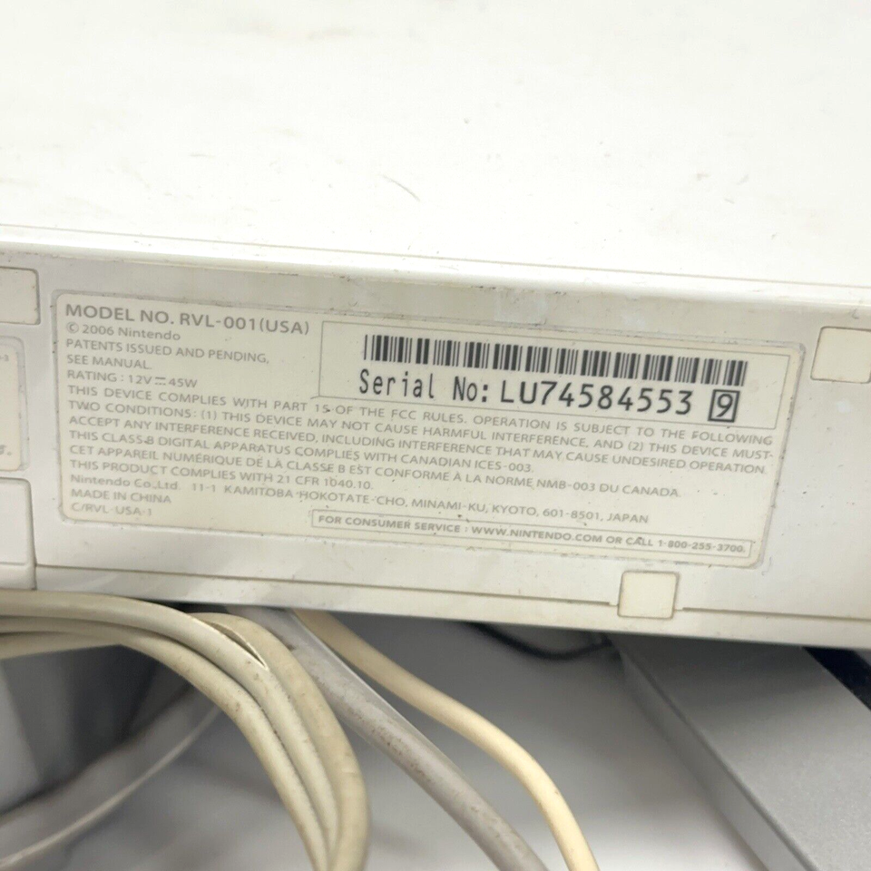 Nintendo Wii Model RVL-001 USA Game Console Bundle Super Smash W ...