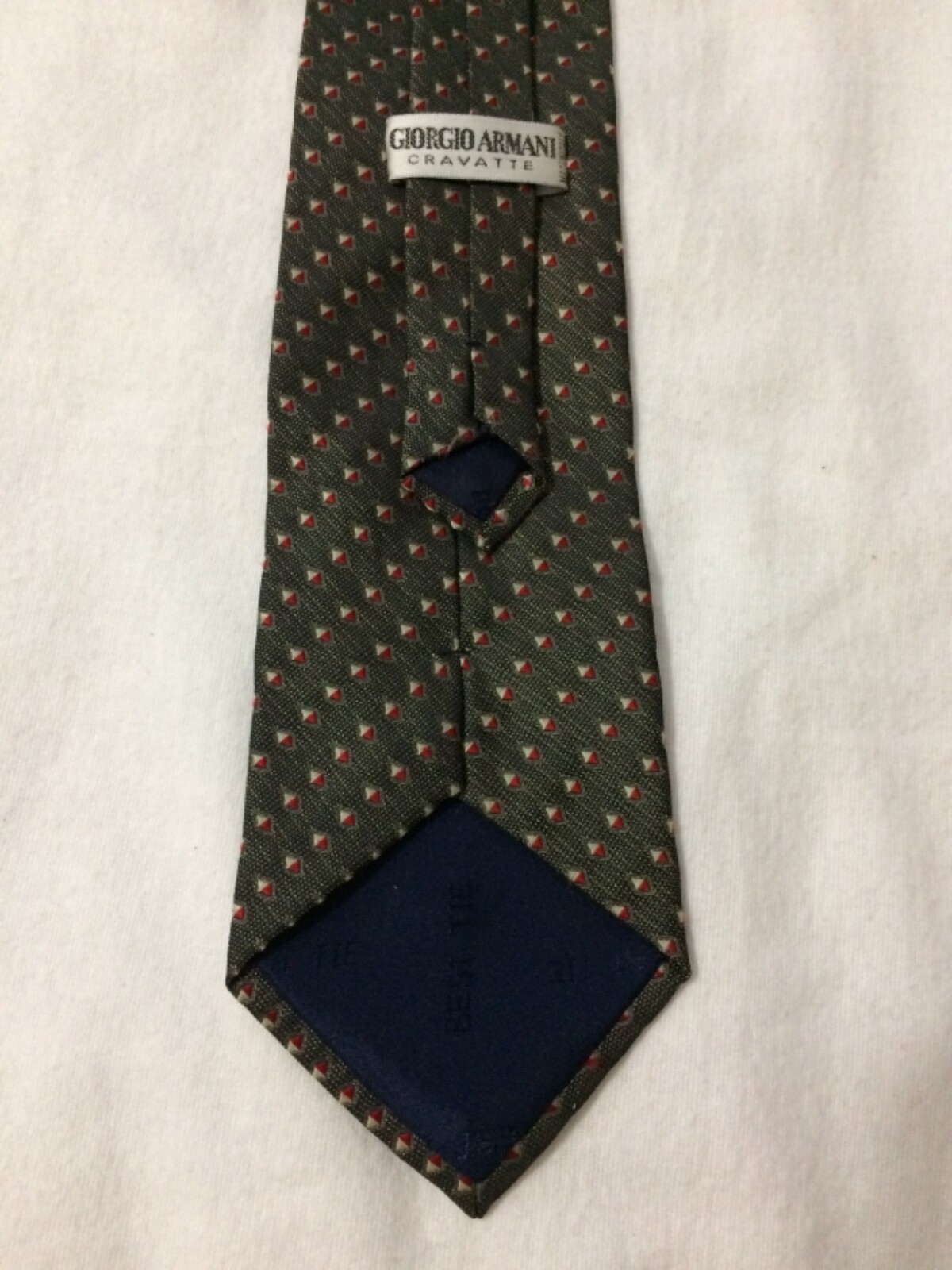 Giorgio Armani copper gray diamond pattern 100% silk … - Gem