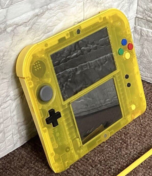 Nintendo 2ds Pokemon Clear Yellow Limited Edition Console region ...