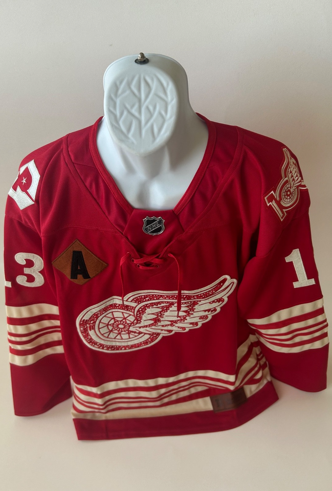 Pavel Datsyuk # 13 Detroit Red Wings NHL Hockey Jersey Size Extra Large ...