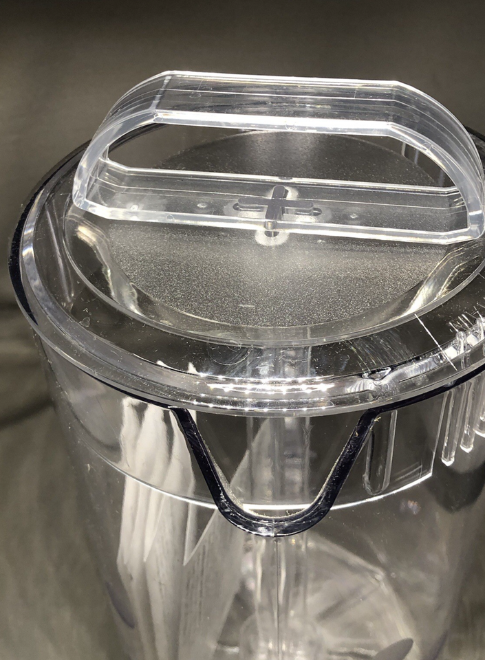 Pampered Chef #2272 Quick Stir 2 Quart Clear Pitcher Polka Dot Pattern ...