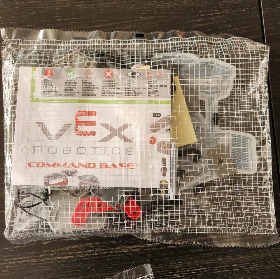 HEXBUG Vex Robotics Command Base Construction Kit & 3 Vex Robotics ...