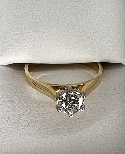 Stunning 18k 750 Solid Yellow GOLD SOLITAIRE DIAMOND RING Val=$5010 0. ...