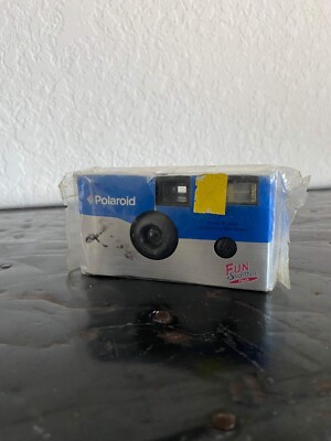 POLAROID FUN SHOOTER FLASH DISPOSABLE CAMERA 400 Speed 27 Exposure Exp ...