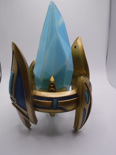 Starcraft II USB Protoss Blizzard Pylon Desktop Power Station THINKGEEK ...